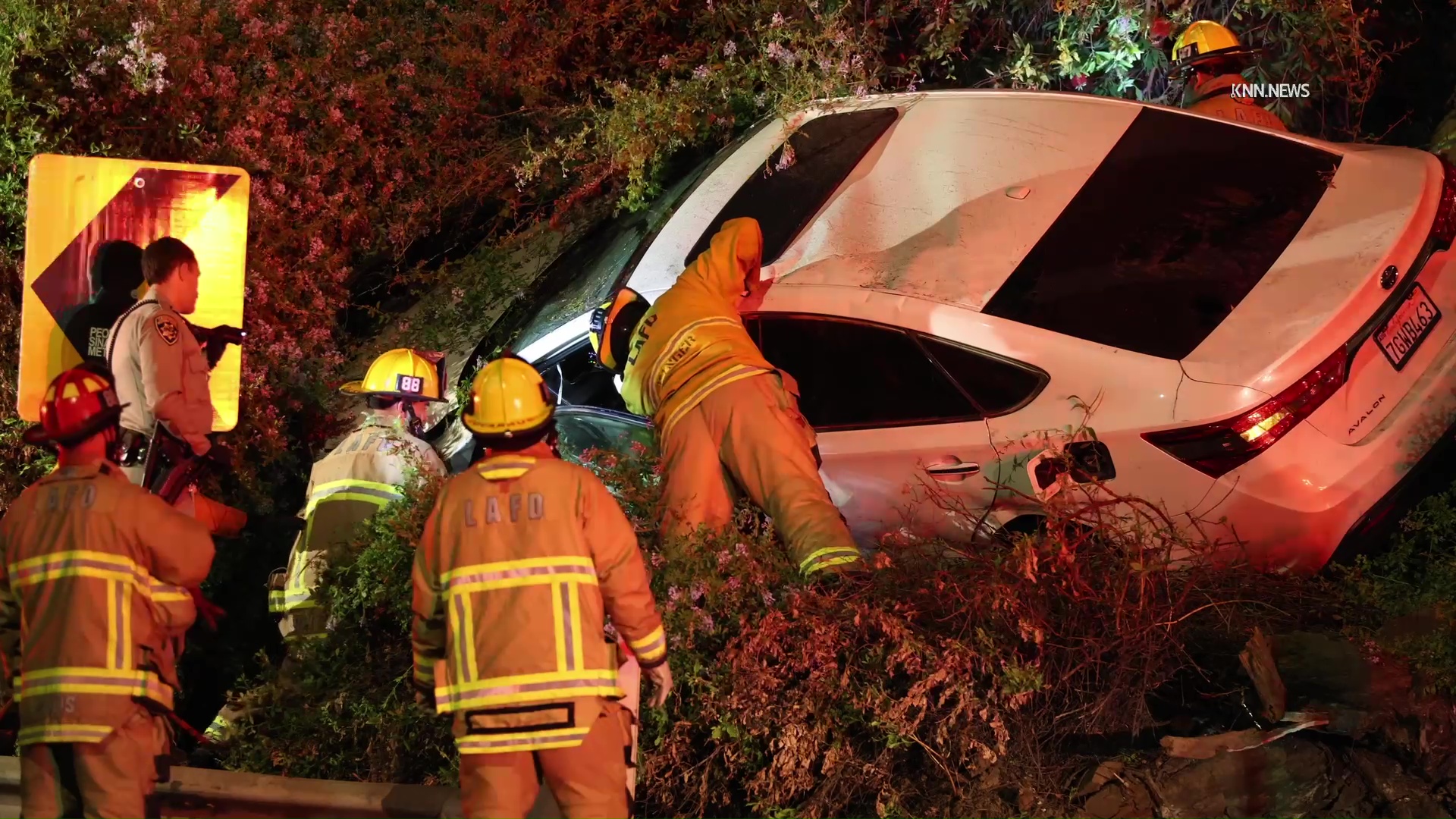 Driver Trapped After Crashing on Freeway Interchange in Sherman Oaks ...